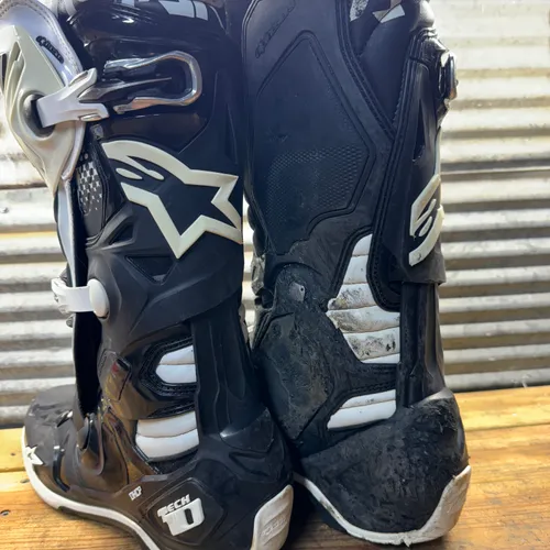 Alpinstars Tech10 | MX Locker