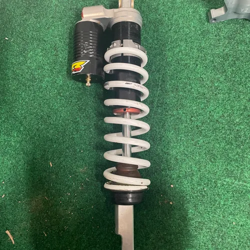 Yamaha WP Cone valve forks and shock