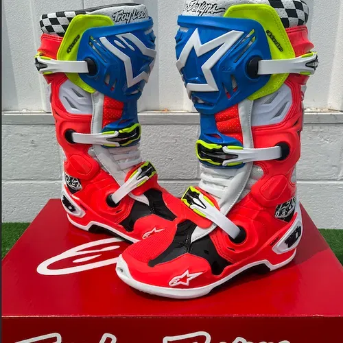 TLD x Alpinestars Tech 10 Supervented Boots