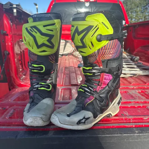 Limited Edition Tech 10s