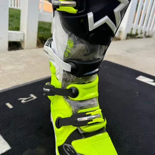 Alpinestars Tech 7 Size 11