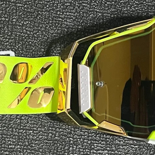 100% Armega Goggles - Hi-Viz w/ Gold Mirror Lens