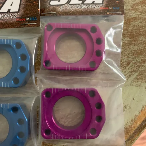 YZ250F/450F Purple Axle Blocks