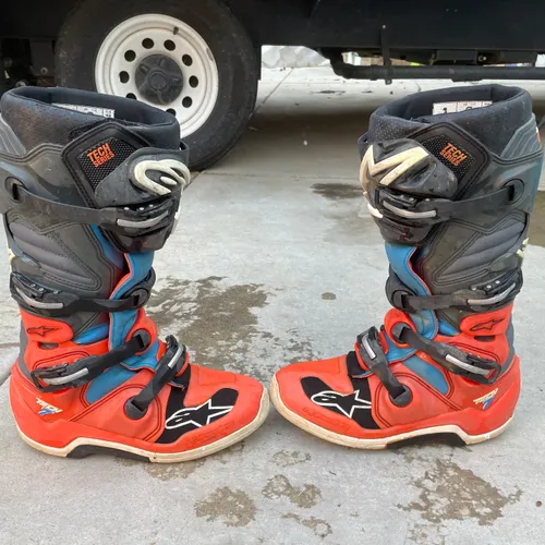 Orange And Blue Tech 7s