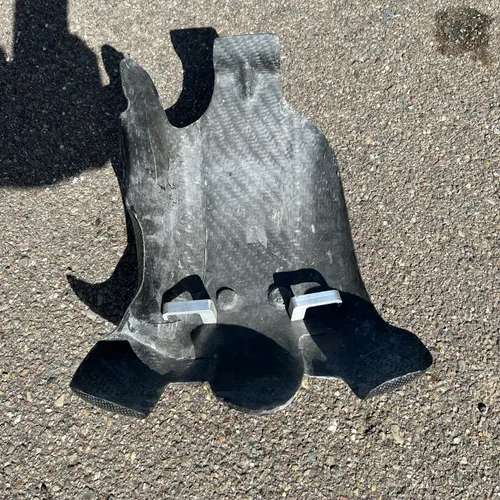 Light Speed Carbon Fiber Skid Plate