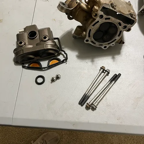 2014-18 YZ250F Cylinder Head