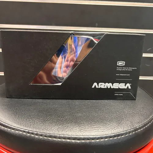 ARMEGA Goggle Oversized Deep Red