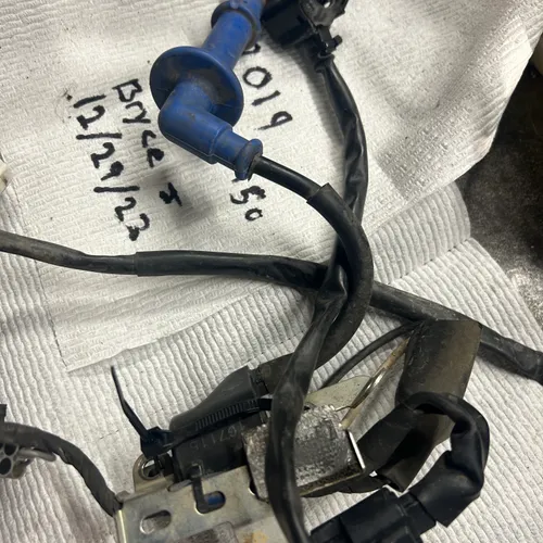 2019 (18'-24') Rmz450 Throttle Body, Wiring Harness, Ecu