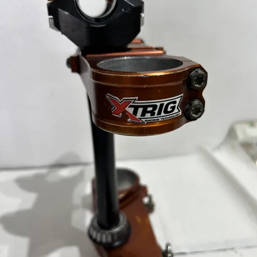 Xtrig Triple Clamps