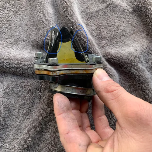 YZ 250 Reed Cage And Intake Assembly