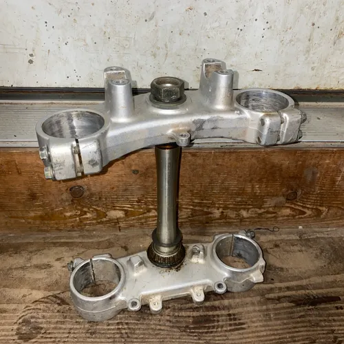 2004 Yamaha Yz125 Triple Clamps