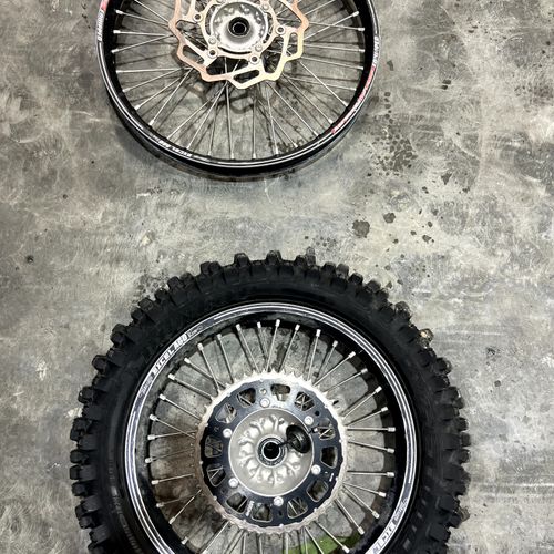 Kawasaki KX250F OEM Wheel Set with Excel A60 Rims (18-21 KX250F/KX450F)