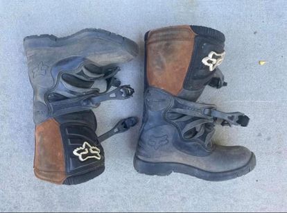 Women's Fox Racing Boots - Size 6